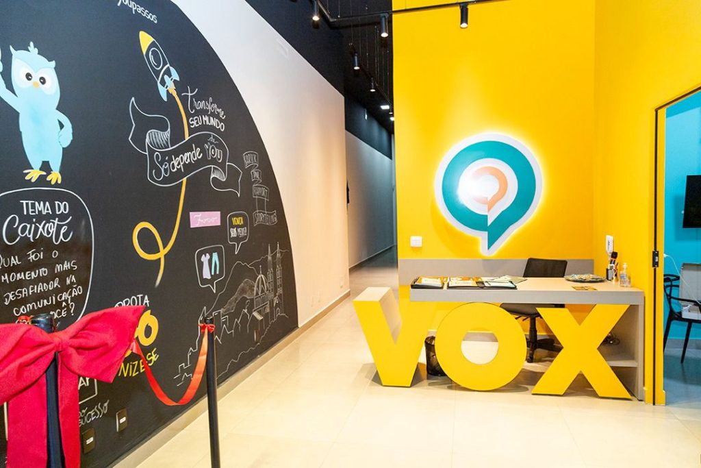 Vox2You Passos – A Vox2You é a maior escola de oratória da América Latina, especializada em ...